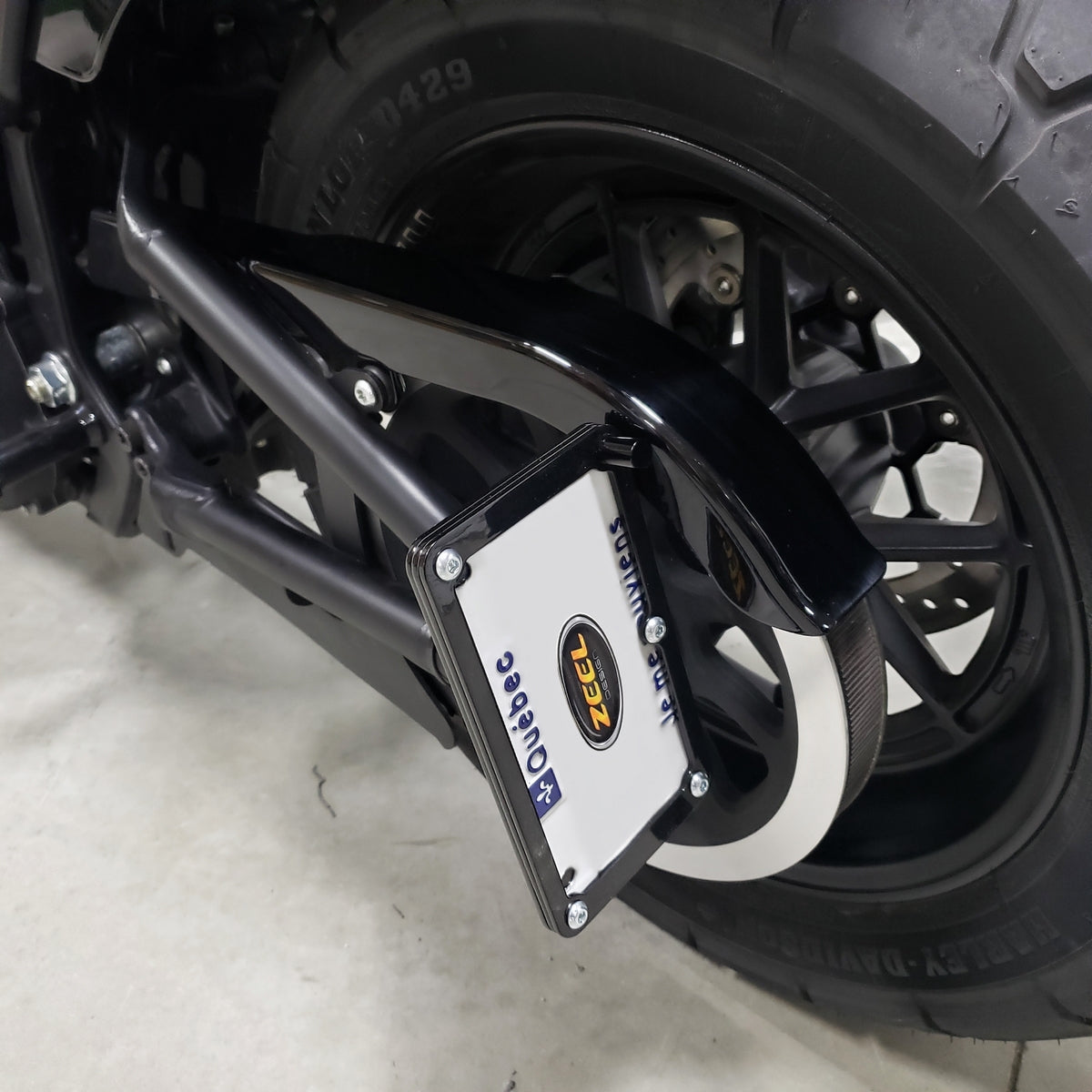 HARLEY FAT BOB - Side mount license plate bracket - Axle – ZEEL DESIGN