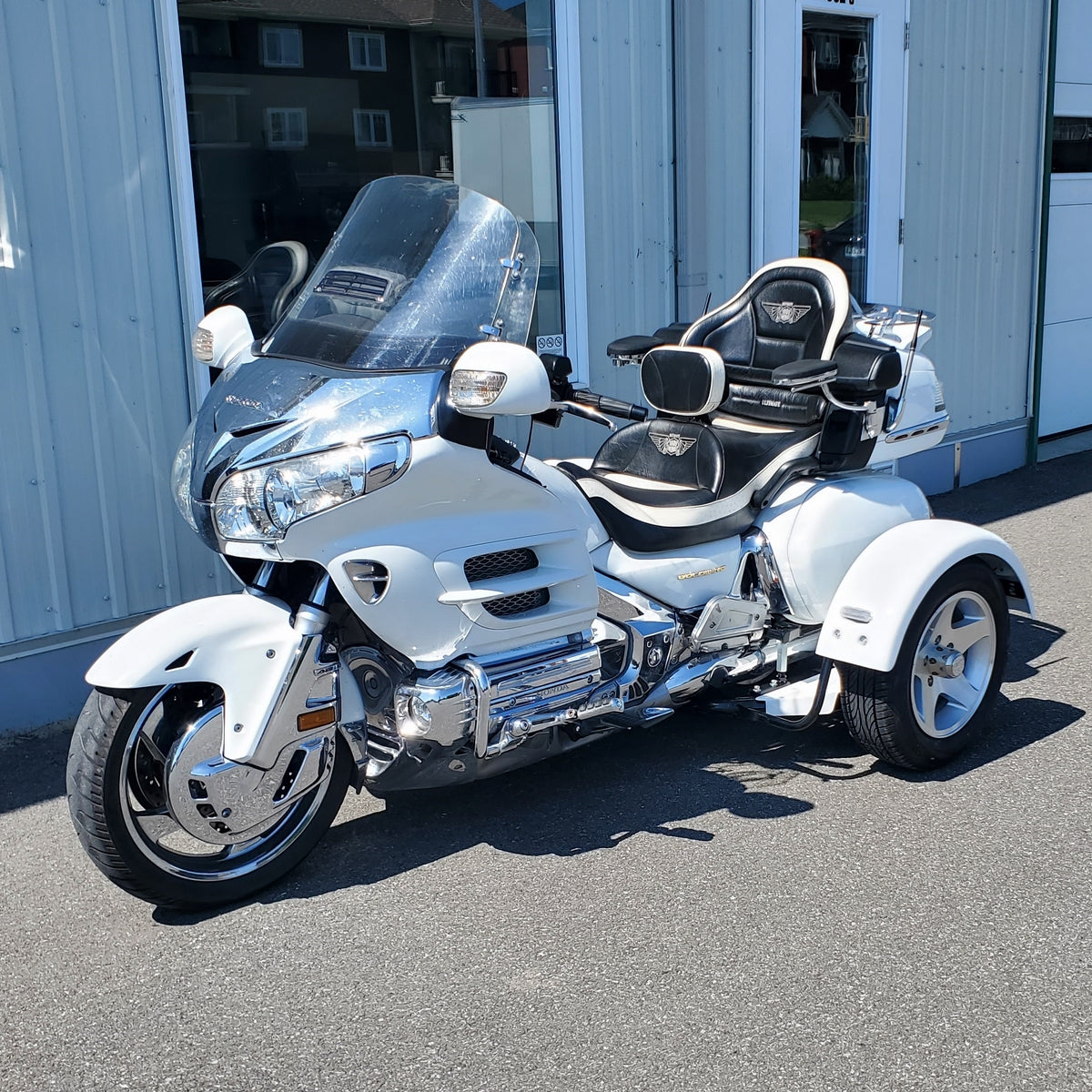 Goldwing GL1800 2006 Blanc - 3 roues – ZEEL DESIGN